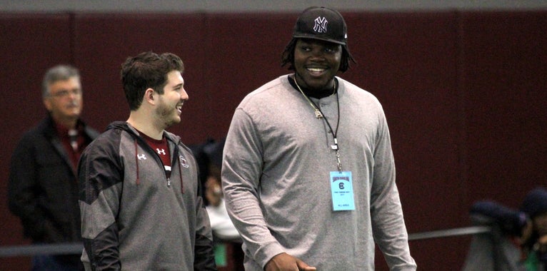 Brandon Shell, New York, Offensive Tackle