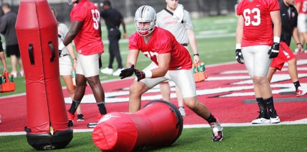 Kevin Feder, Kansas, Offensive Tackle