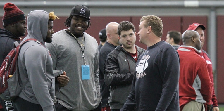 Brandon Shell, New York, Offensive Tackle