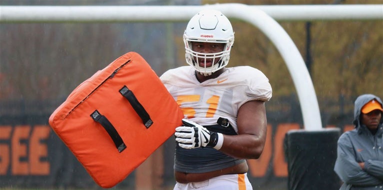 Drew Richmond, Tennessee, Offensive Tackle