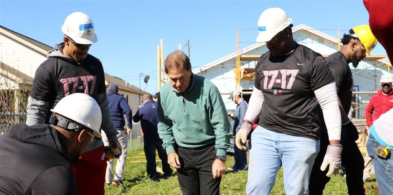 Denzel Devall, Alabama, Outside Linebacker