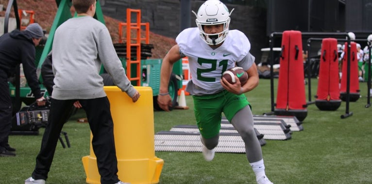 Travis Dye, Oregon, Running Back